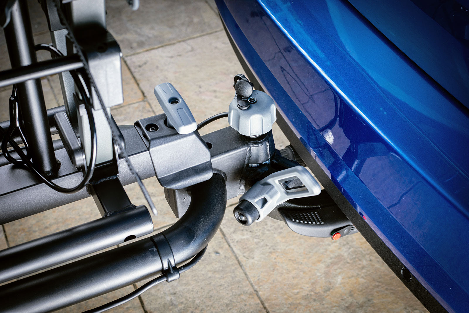 Eazzy 2 Tow Ball Rack – Award-Winning, Convenient Rack for 2 Bikes ...