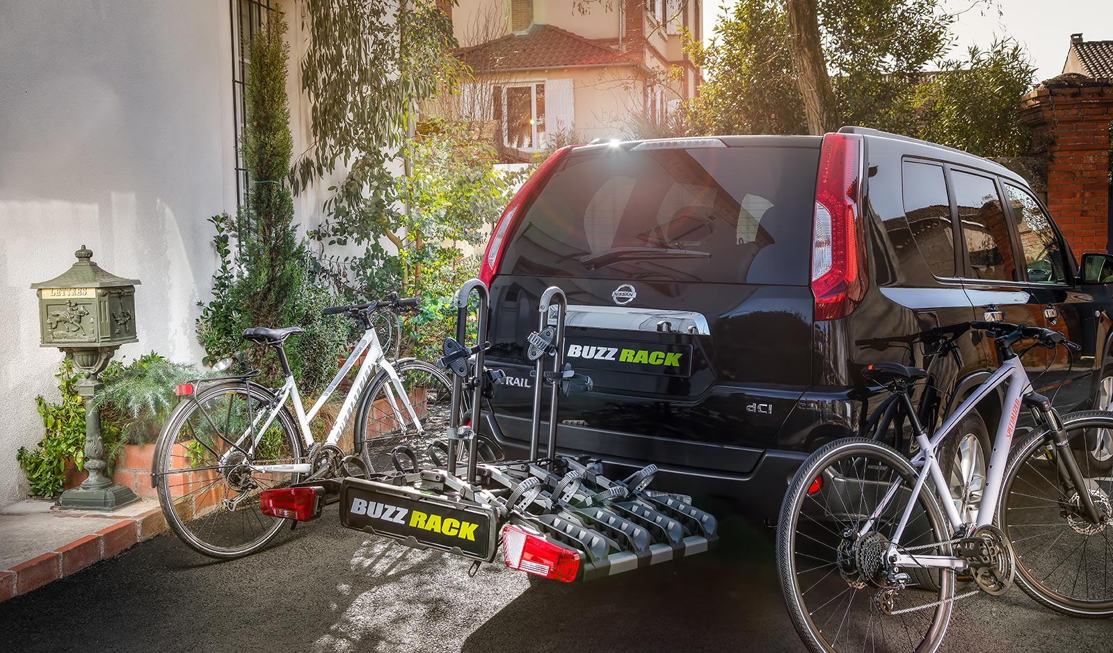 Eazzy 4 Tow Ball 4 Bike Rack – Easy, Award-Winning, Reliable – Buzzrack Australia
